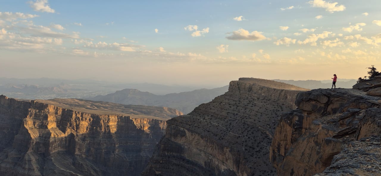 Jebel Shams: The Ultimate Adventure in Oman - Alpine Trekkers
